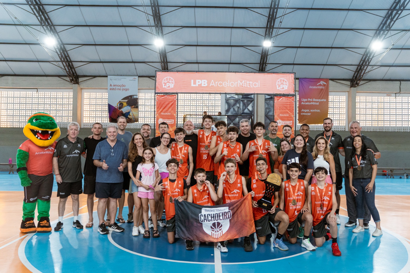 Cachoeiro de Itapemirim conquista a Série Ouro e encerra LPB ...
